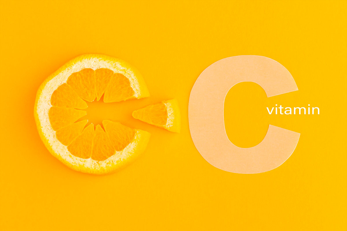 Vitamine C : Bienfaits, vertus, carences